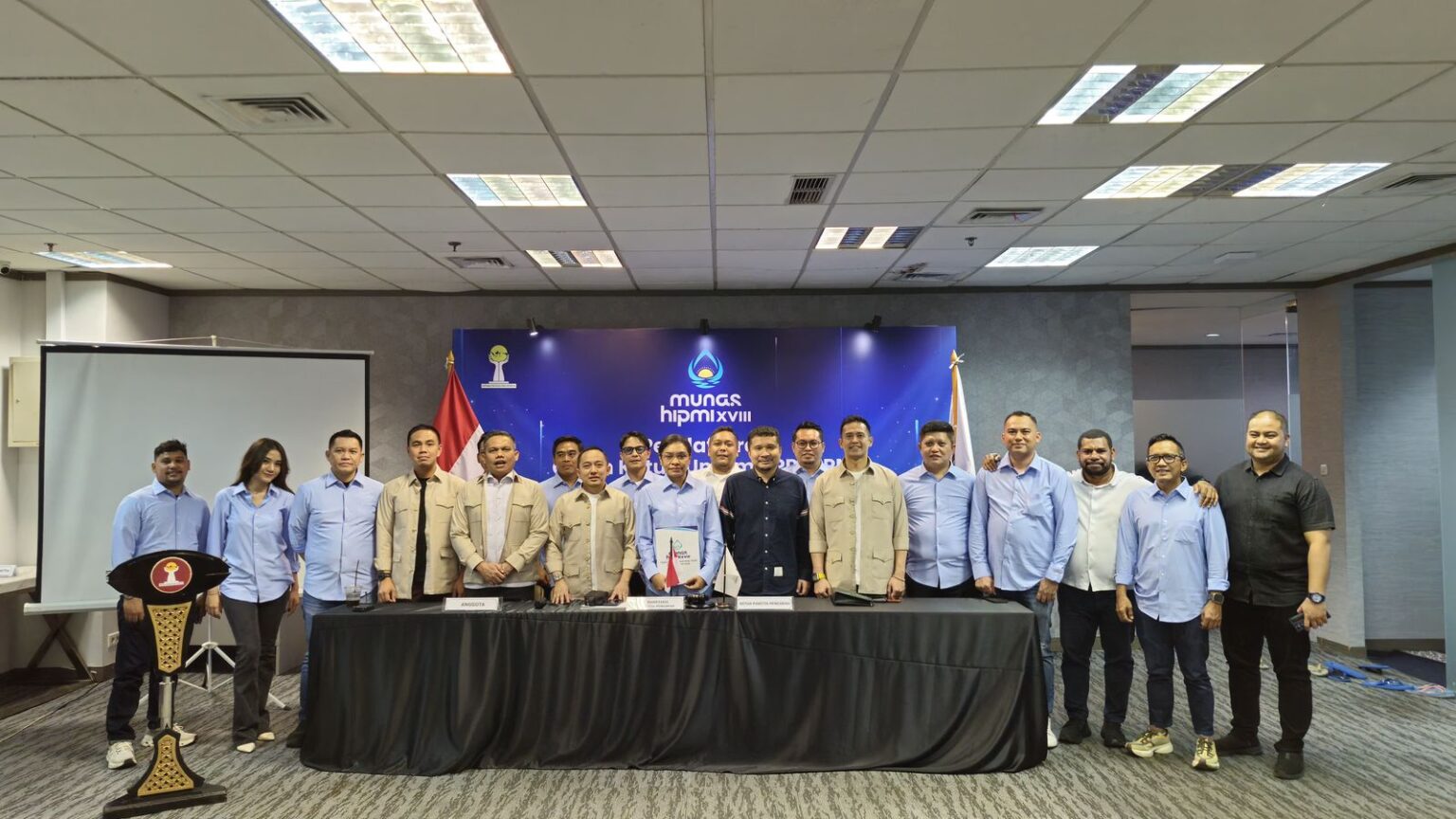 William Heinrich Resmi Ambil Formulir Caketum HIPMI 2026–2029, Siap ...